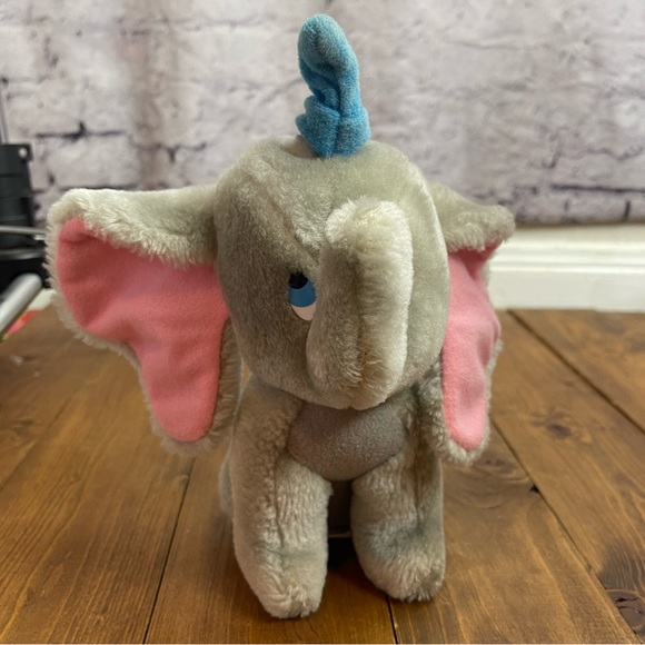 Disney | Toys | Vintage Walt Disney Classic Dumbo Plush | Poshmark